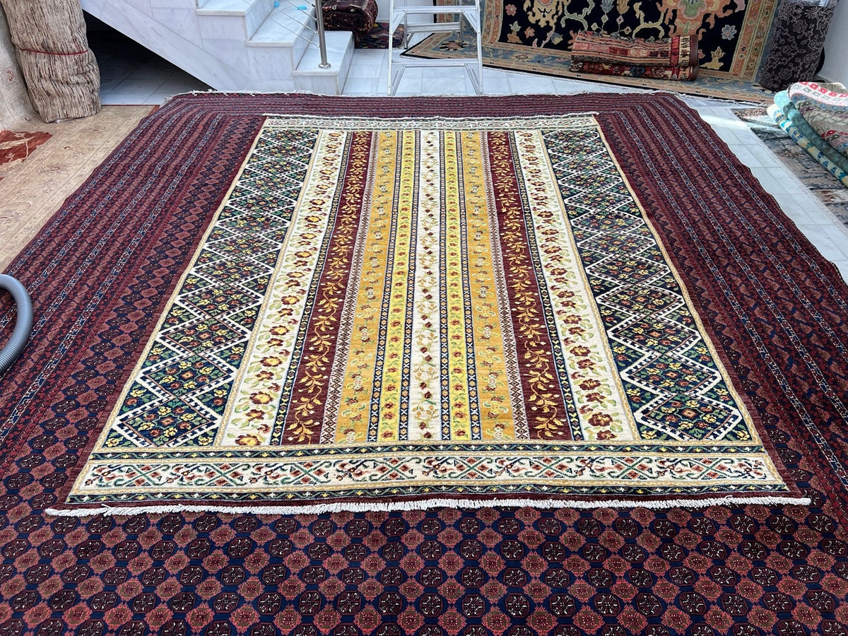 Traditional Rug | Size: 245CM X 176CM - Silk Road Handmade Rugs